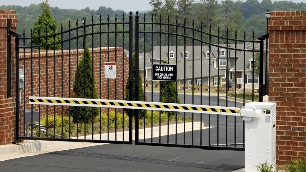 Residential Gate Entry Systems: Key Features and Benefits - HeckHome